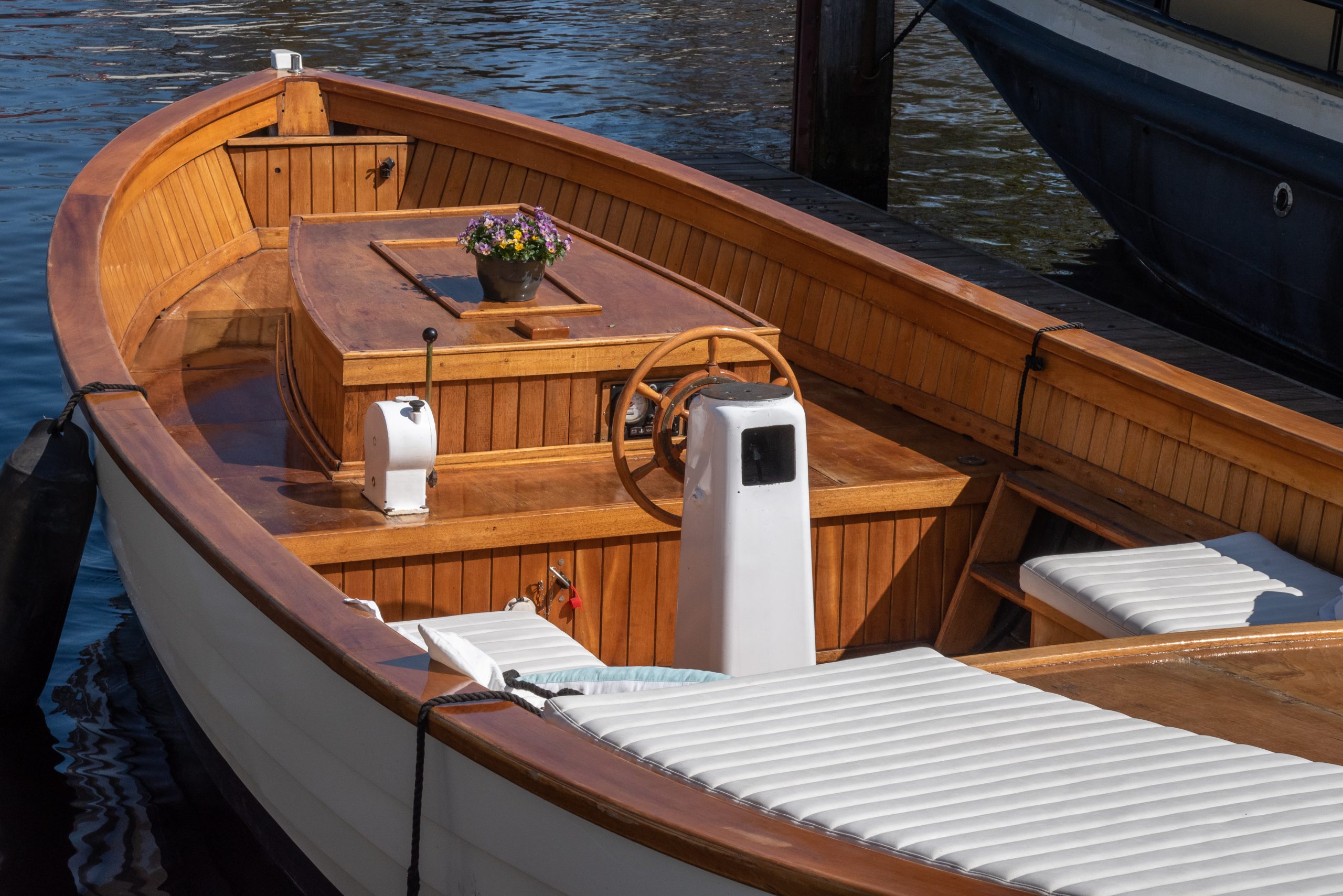 Luxe sloep - 12 personen - House Boat Nederland